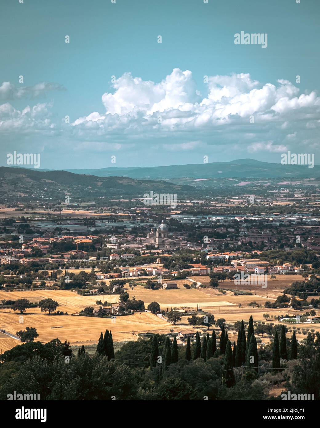 Landscapes from above hi-res stock photography and images - Alamy