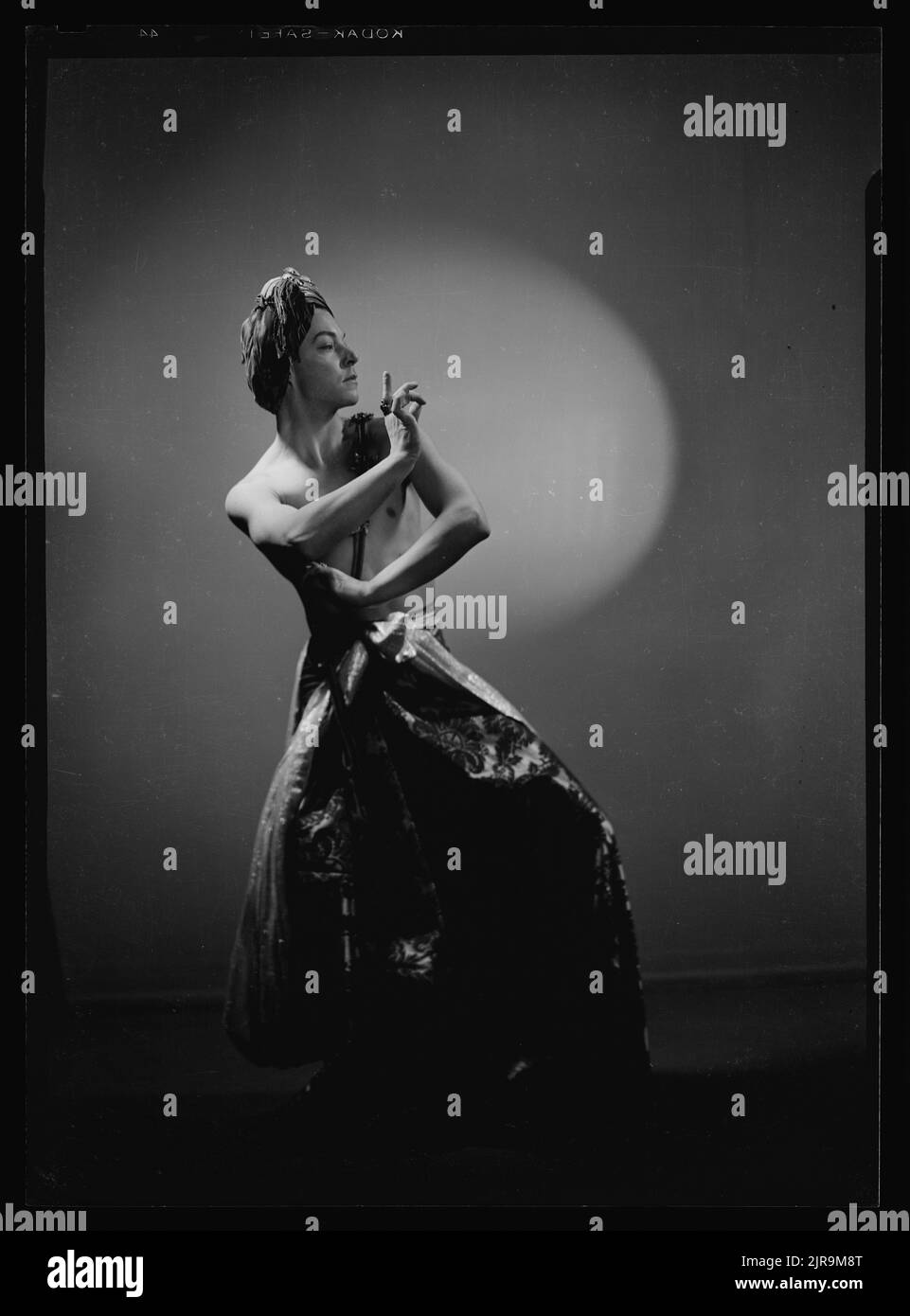 TN Schoon, 21 June 1943, Wellington, by Spencer Digby Studios. Spencer ...