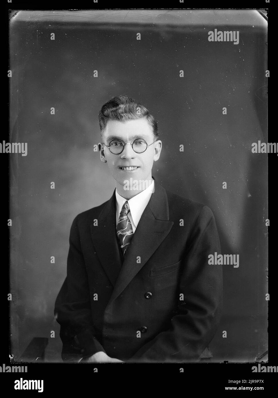 Mr Sharne 66 Vance Vivien 1/2 doz PC in fold, circa 1920, Wellington ...