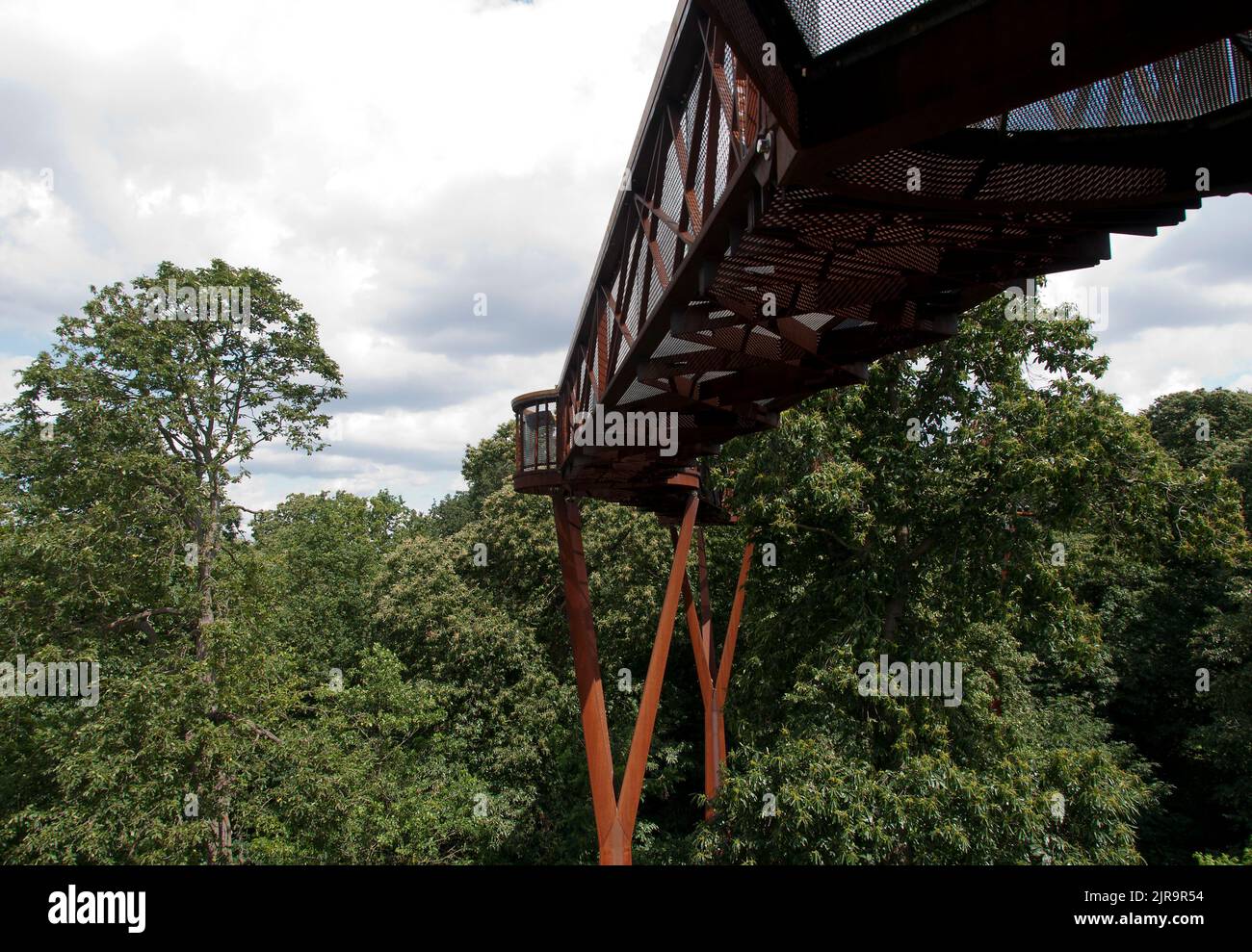 Treetop walkway at Kew Gardens Stock Photo - Alamy