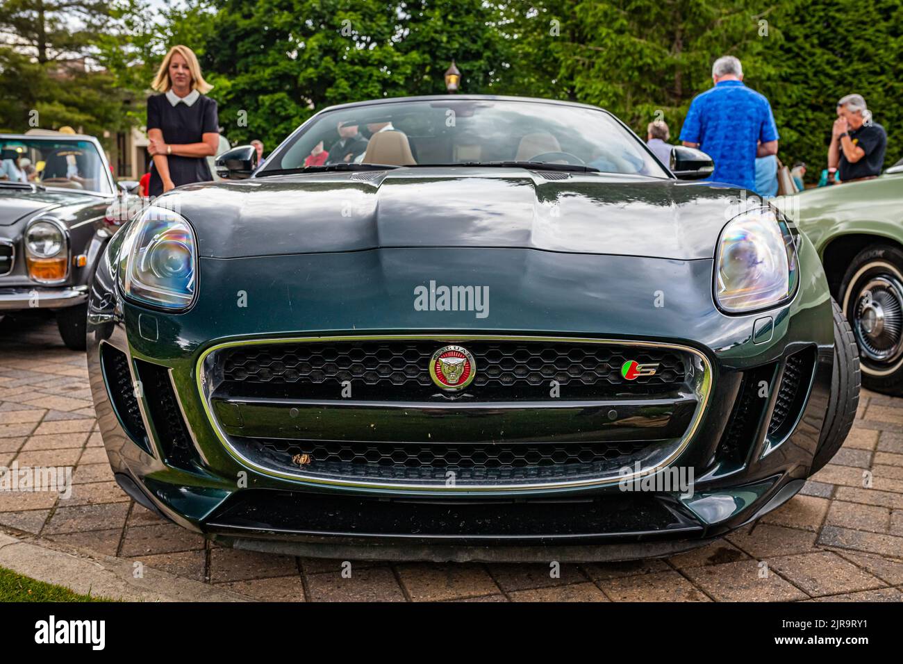 Jaguar F Type V8 S Green