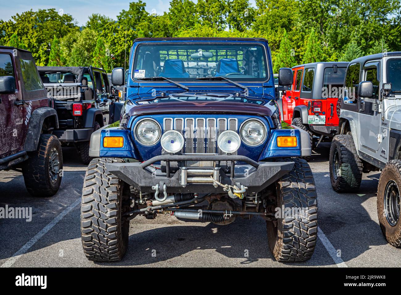 Jeep wrangler tj hi-res stock photography and images - Alamy