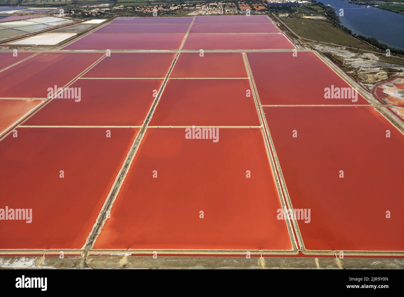 The Camargue Salt Flats Aerial Hi res Stock Photography And Images Alamy the-camargue-salt-flats-aerial-hi-res-stock-photography-and-images-alamy