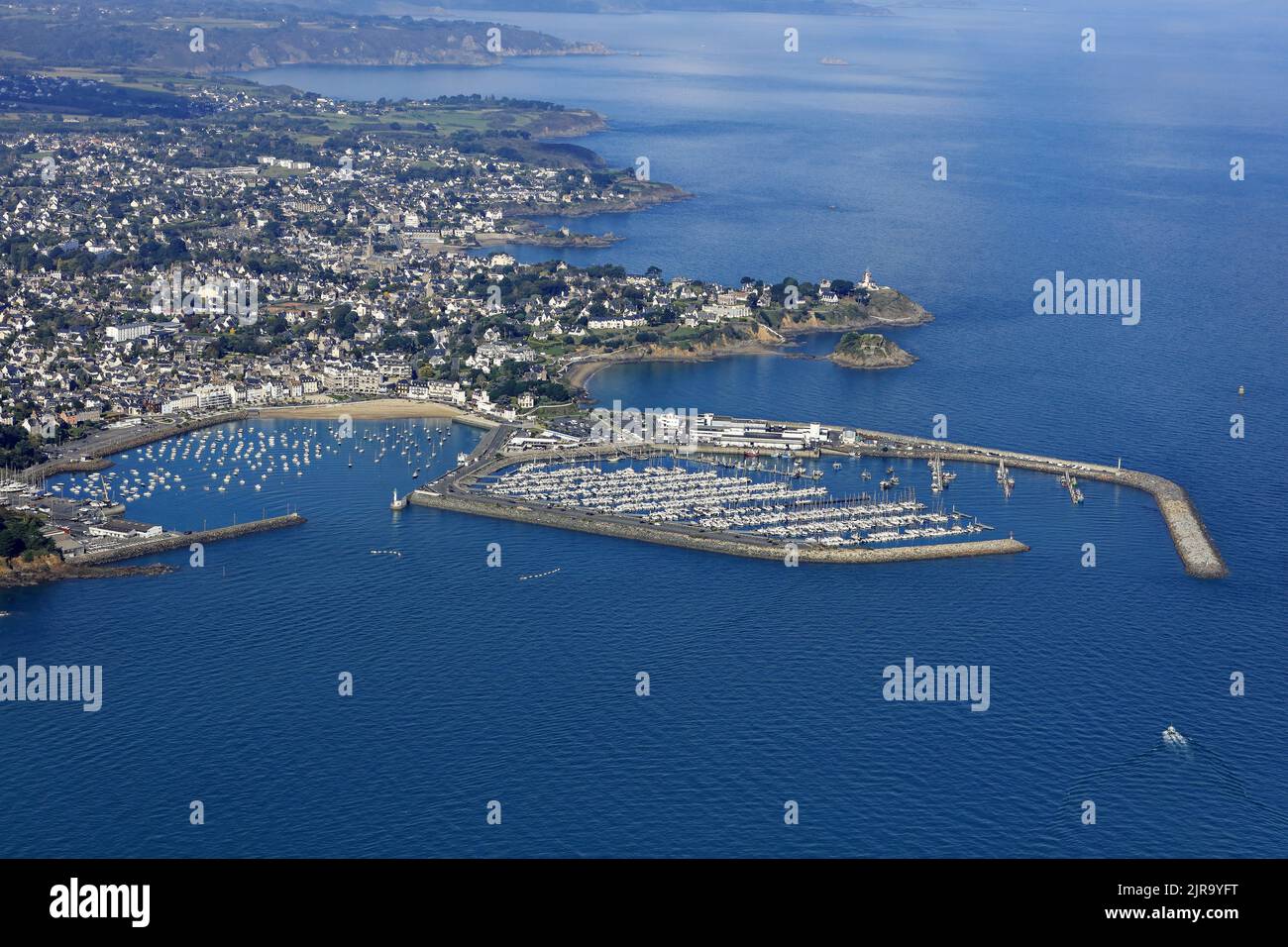 Saint-Quay-Portrieux (Brittany, north-western France): aerial view of ...