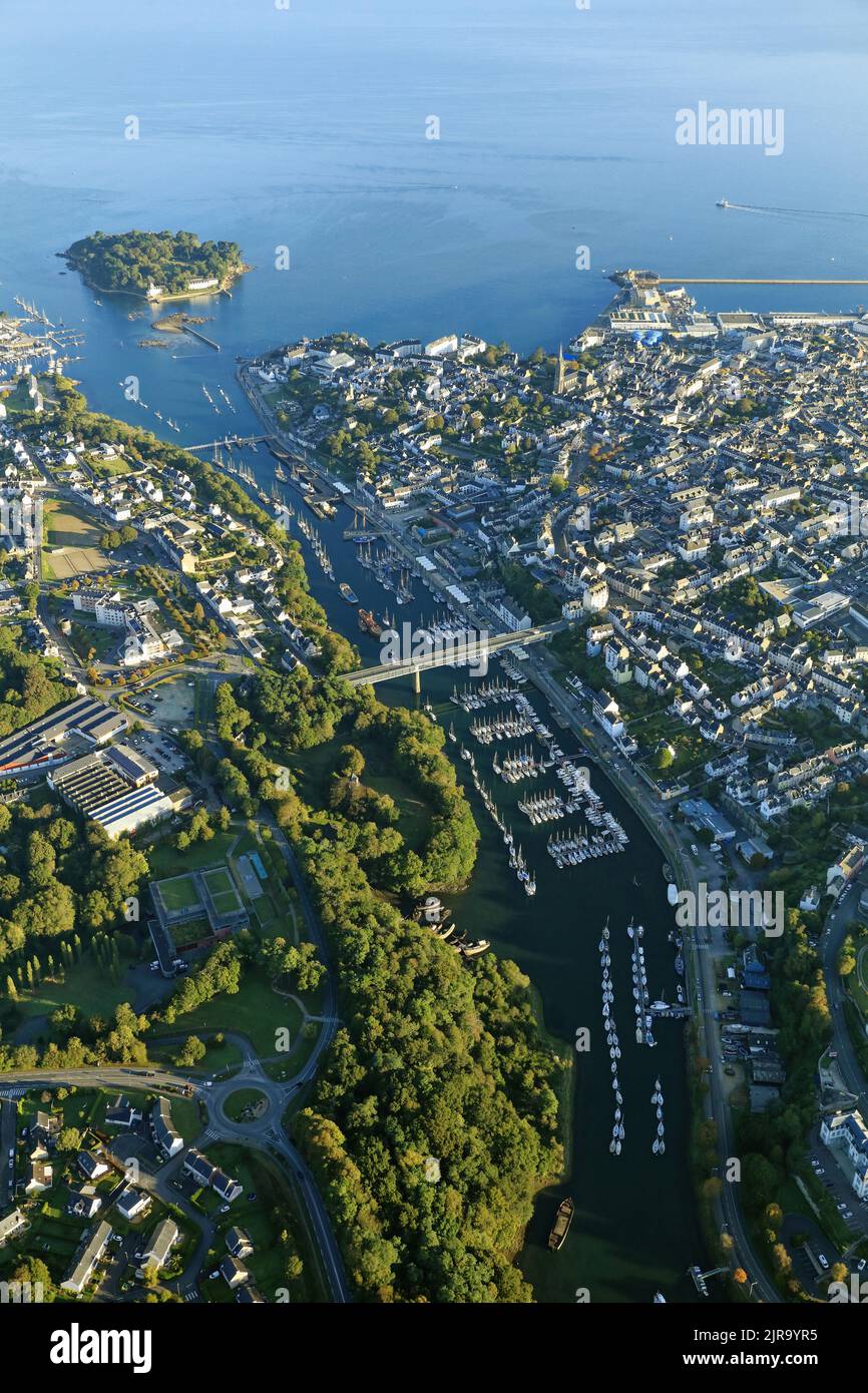 Douarnenez (Brittany, north-western France): aerial view of the town ...