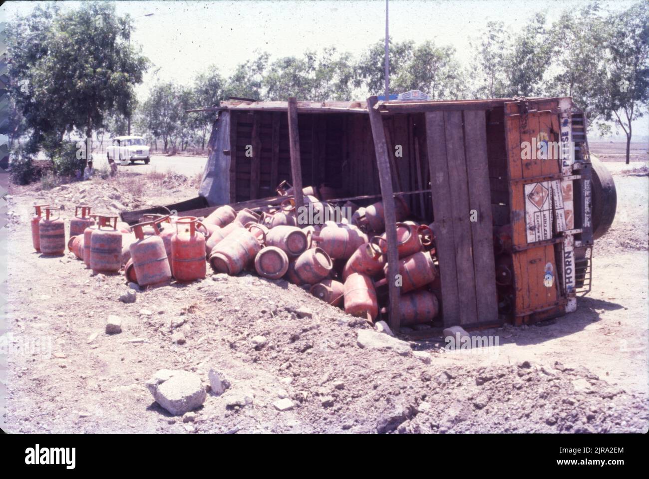 Gas Cylinder Truck, in an accident, National Highway, Maharashtra, Inia ... Gas Cylinder Truck, in an accident, National Highway, Maharashtra, Inia ...