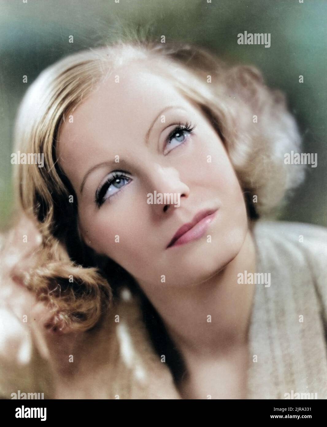 Portrait photo of Greta Garbo - 1930s publicity photo. Photo Colorized ...