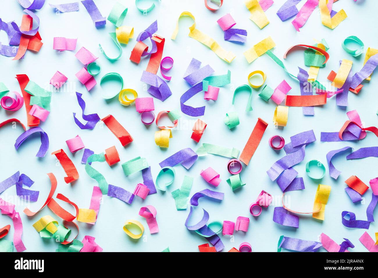 Paper confetti hi-res stock photography and images - Alamy