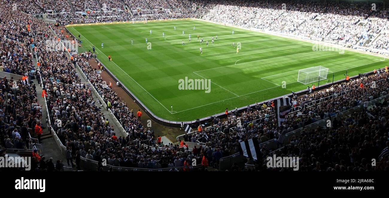 Newcastle united manchester city hi-res stock photography and images ...