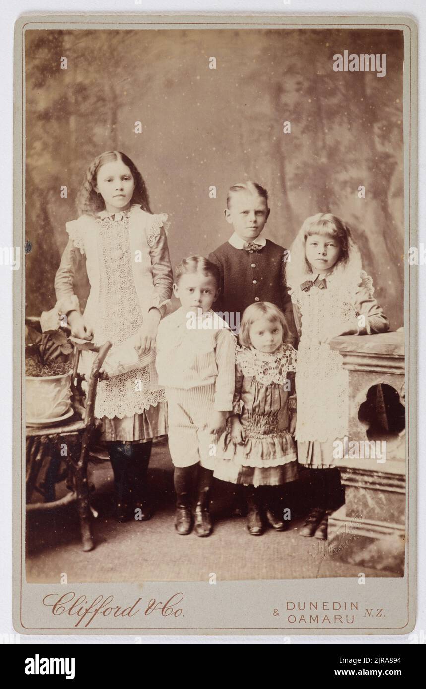 Five children, 1890s, Otago, by Clifford and Co Stock Photo - Alamy