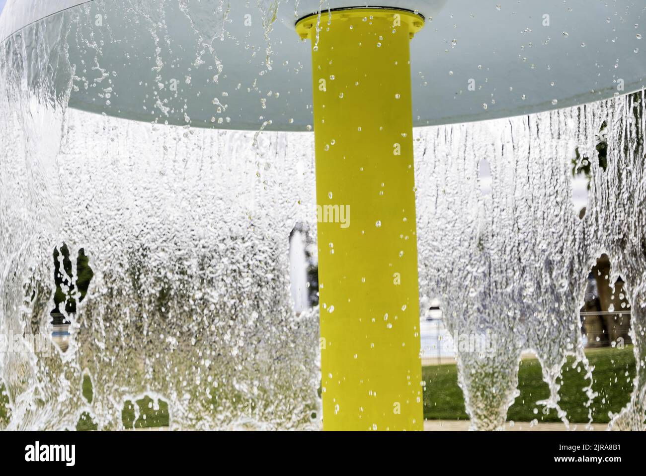 Detail of water falling in nature Stock Photo - Alamy