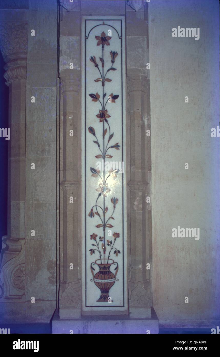 Stone work design at Vijay Vilas Palace, Mandavi, Gujrat, India Stock ...