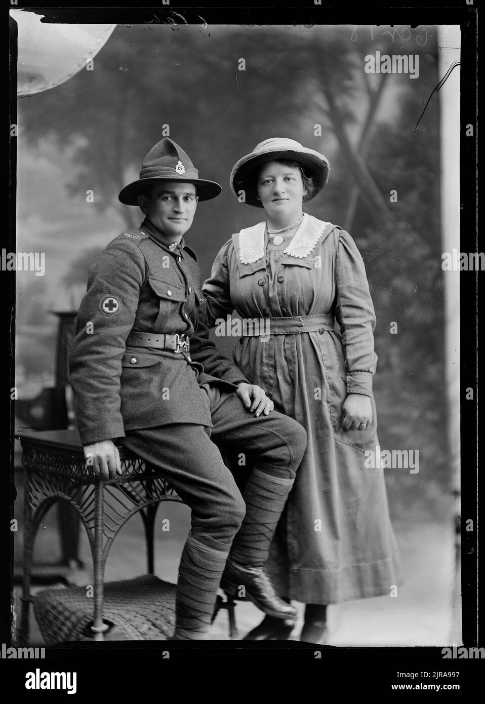 Thomas Collins and Beatrice Sophia Collins, October 1918, Wellington ...