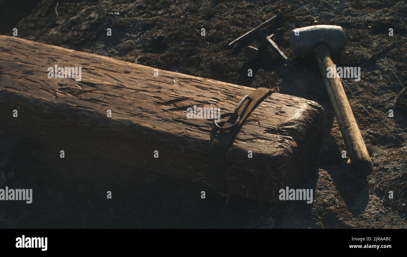 Cross crucifixion hammer hi-res stock photography and images - Alamy