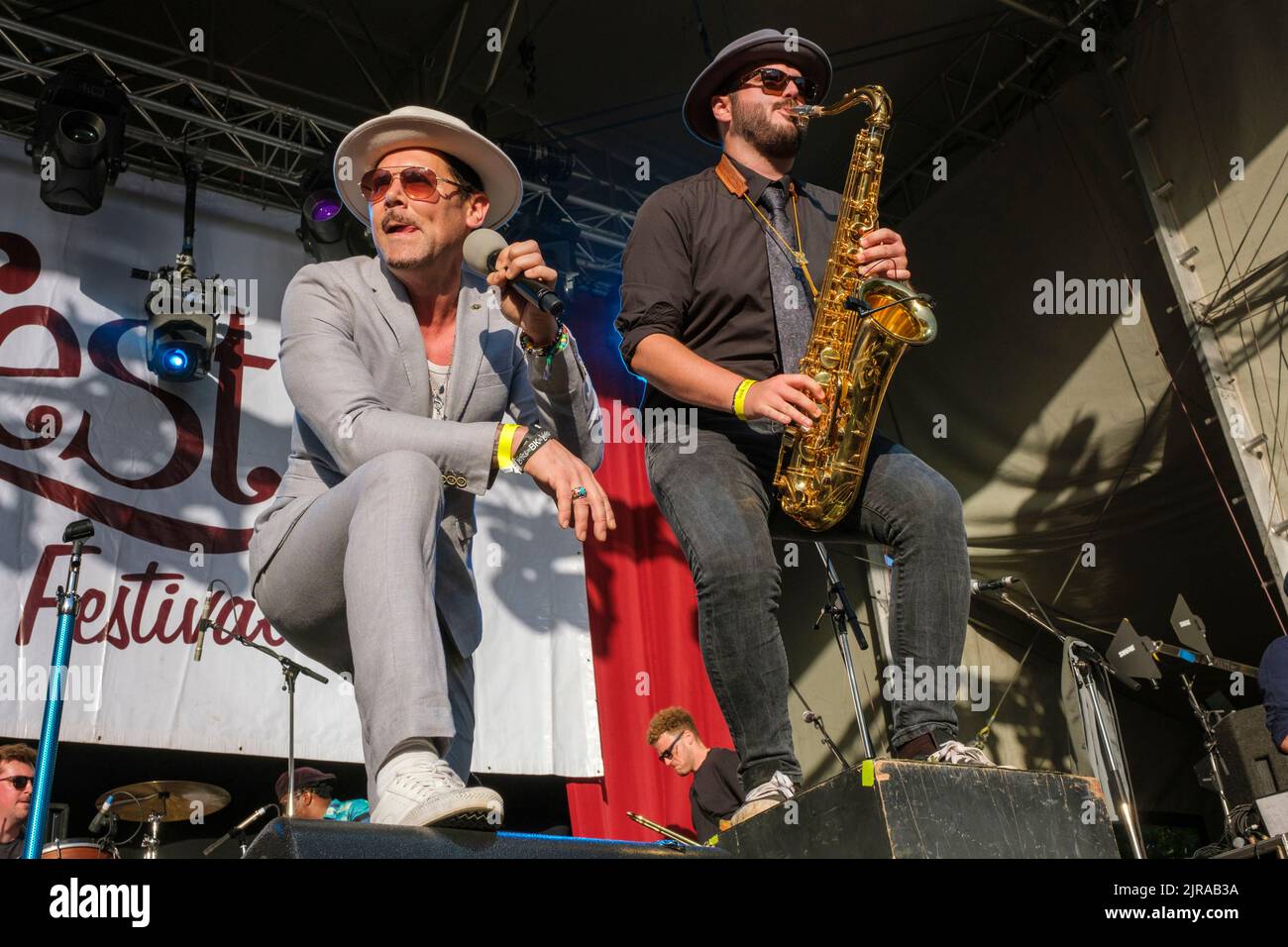 Tyber Cranstoun and Sam Adams of The Dualers performing at Weyfest ...