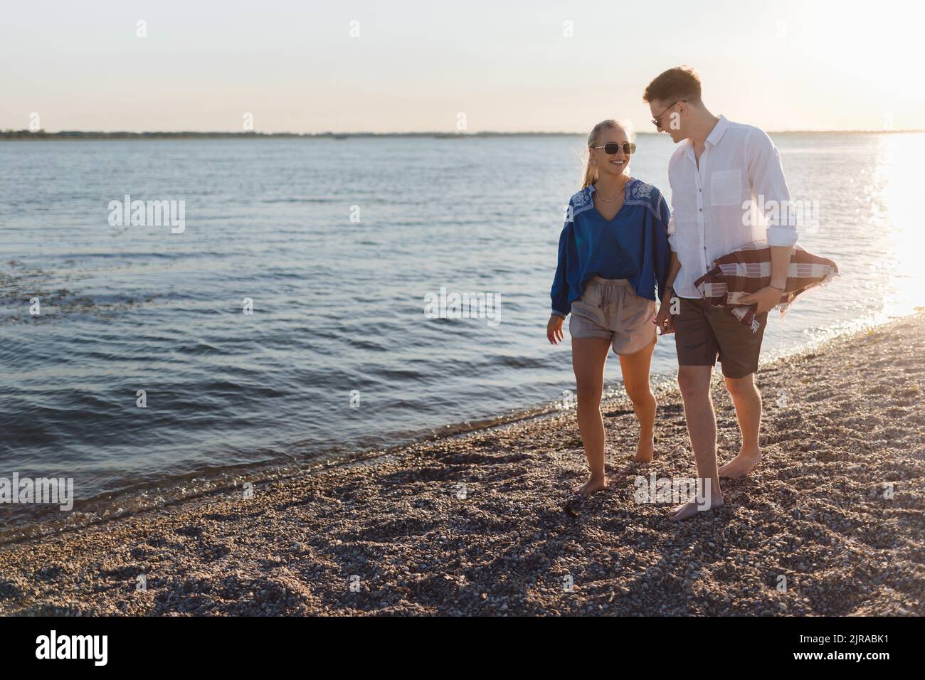 Walking with blanket hi-res stock photography and images - Alamy