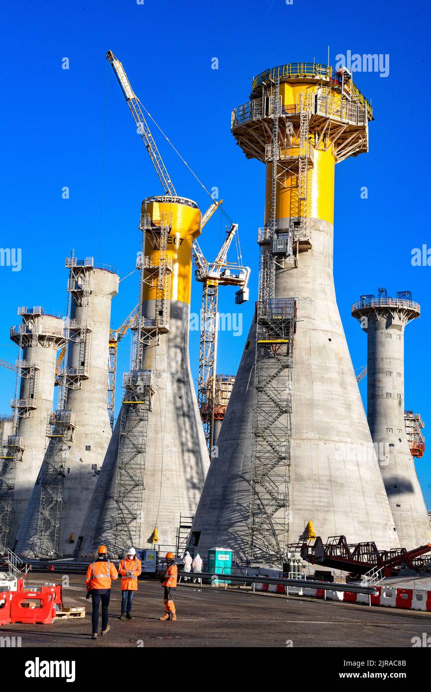 Le Havre (north-western France): construction site of the offshore ...