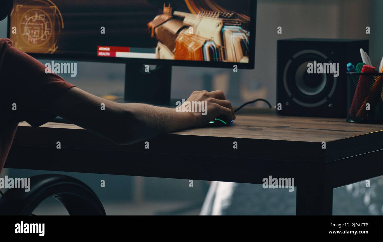 Mouse gun hi-res stock photography and images - Alamy