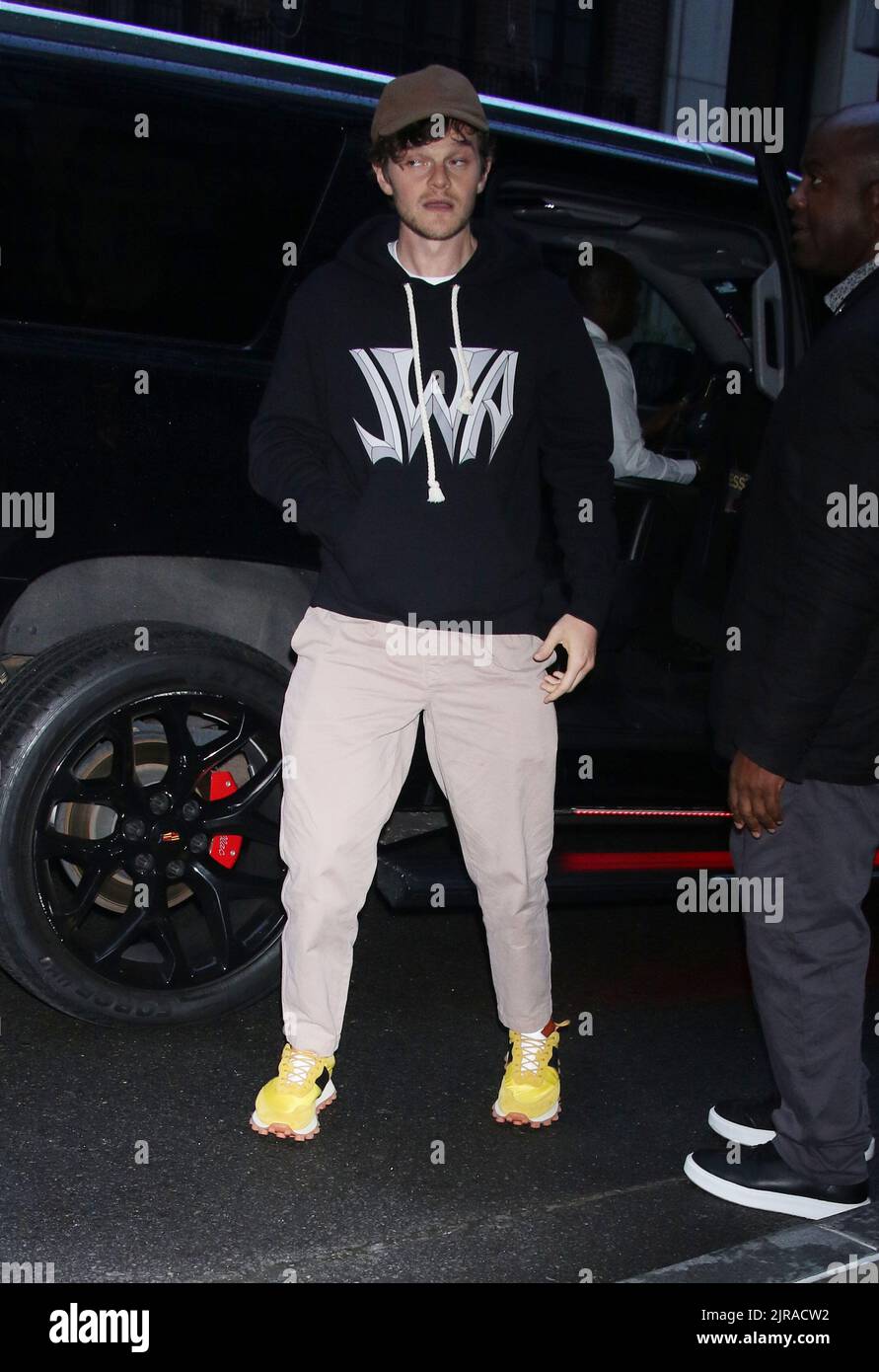 The Rings Of Power Cast Leaving NYC Hotel -PICTURED: Robert Aramayo ...