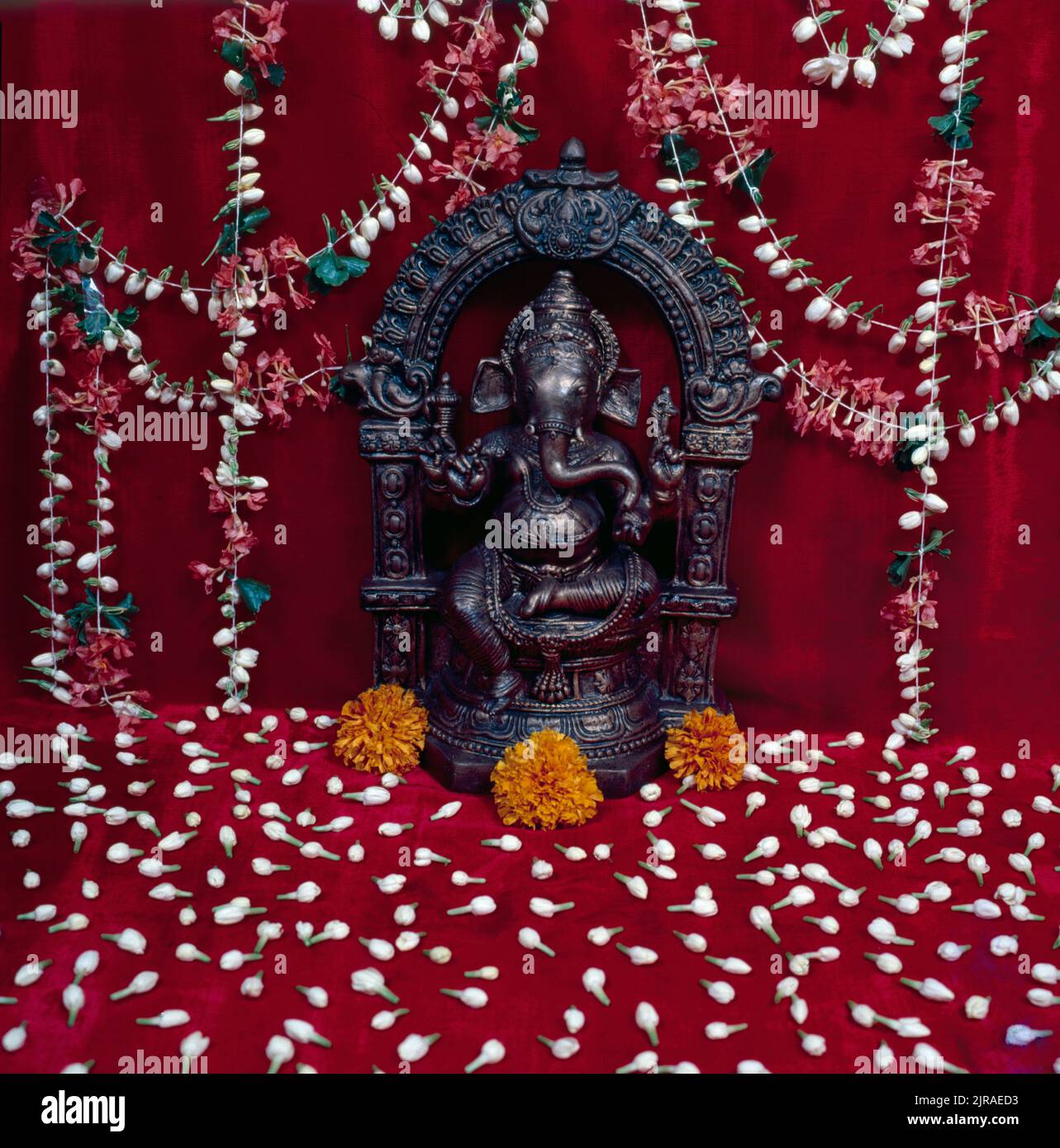 Ganpati Decoration with Flowers Stock Photo - Alamy
