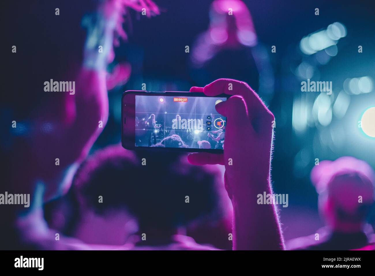 Filming a concert performance hi-res stock photography and images - Alamy