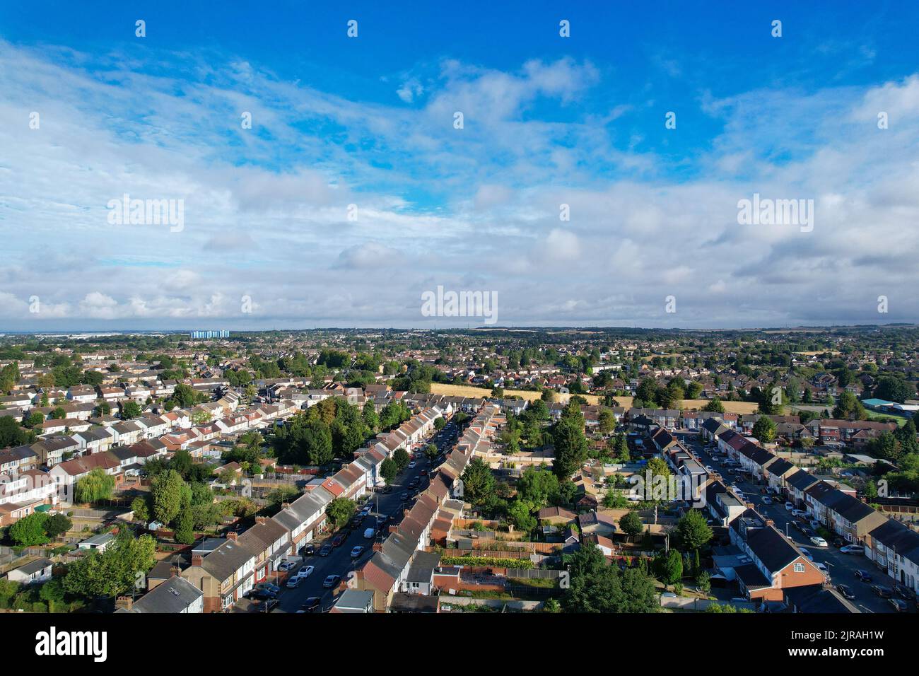 Luton town centre uk hi-res stock photography and images - Alamy