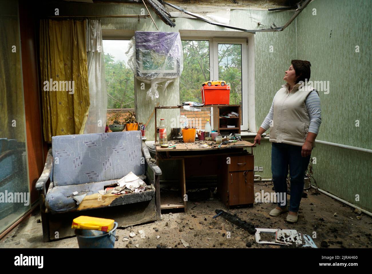 Ukraine homeless 2022 hi-res stock photography and images - Alamy