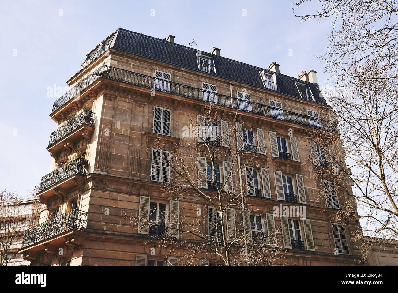 windows of an ancient building in Paris Stock Photo - Alamy