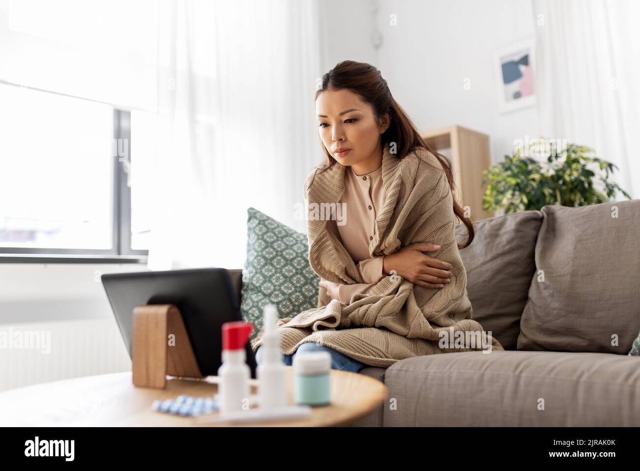 Telemedicine concept woman tablet hi-res stock photography and images ...