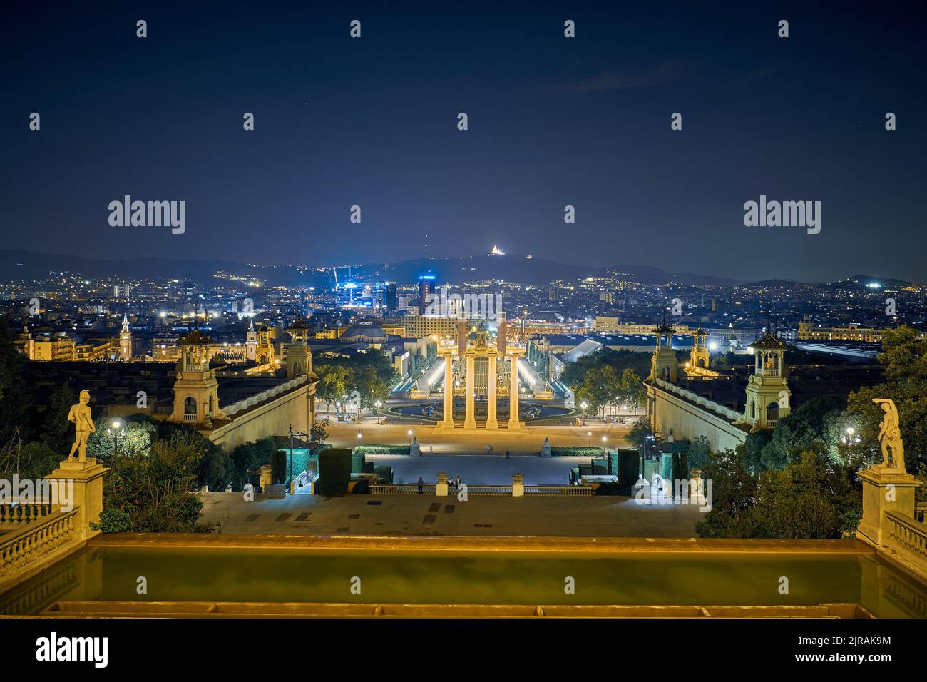 The Four Columns in Barcelona Stock Photo - Alamy