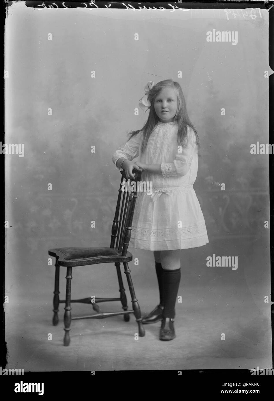 Hewitt PC 2 cab, circa 1920, Wellington, by Berry & Co Stock Photo - Alamy