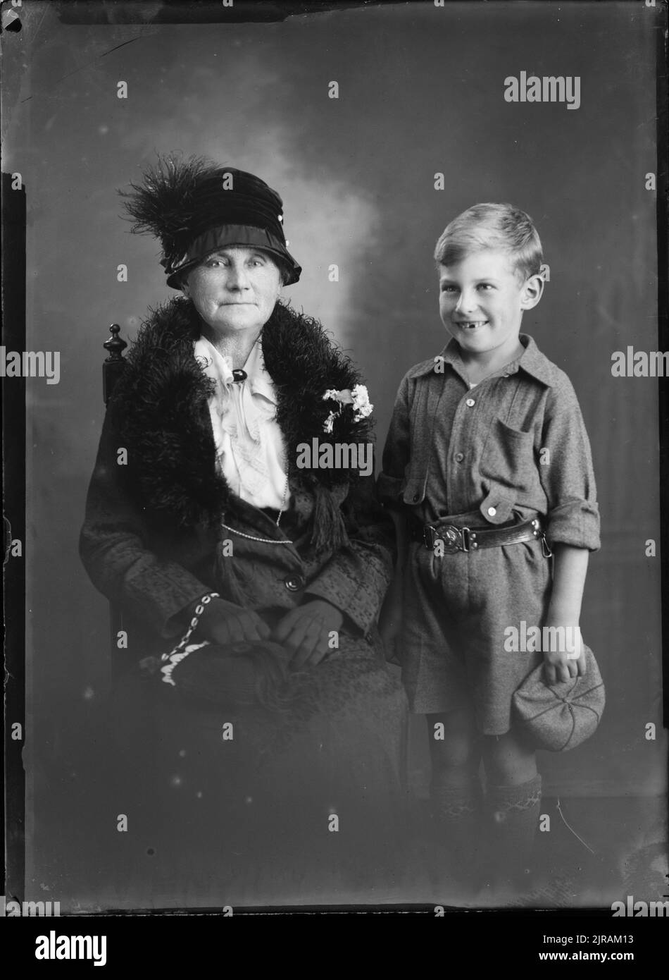 Mrs Claridge 1/2 doz PC in fold, circa 1920, Wellington, by Berry & Co ...