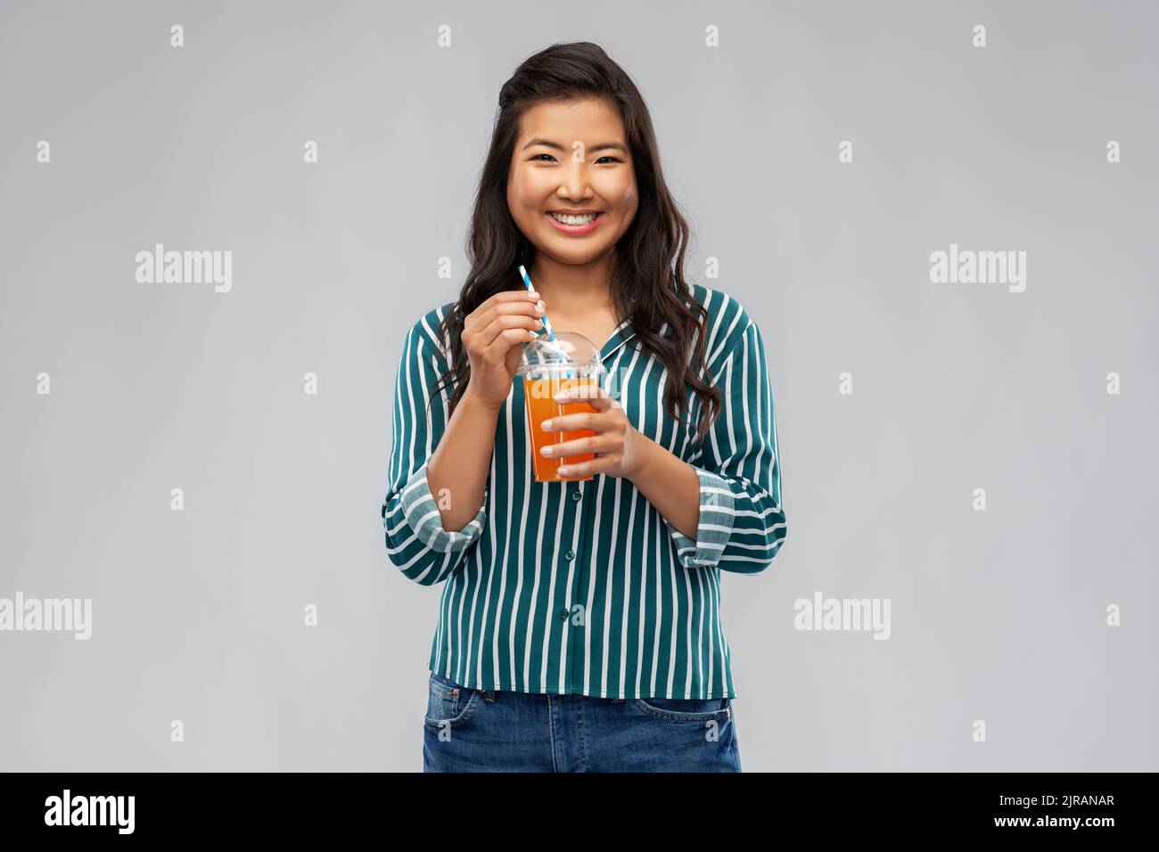 Pretty woman in straw hi-res stock photography and images - Alamy