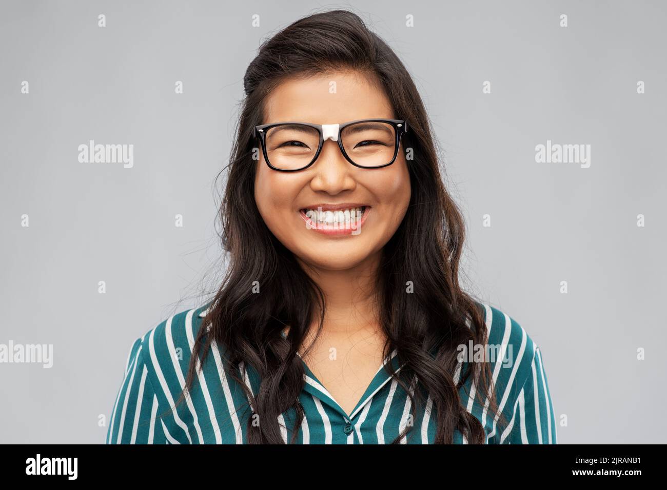 Portrait shot woman in glasses hi-res stock photography and images - Alamy