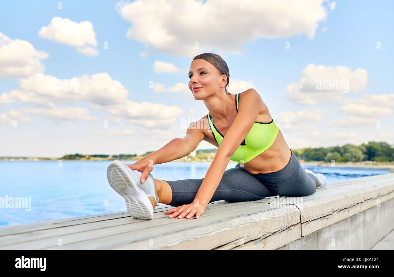 Split leg hi-res stock photography and images - Alamy