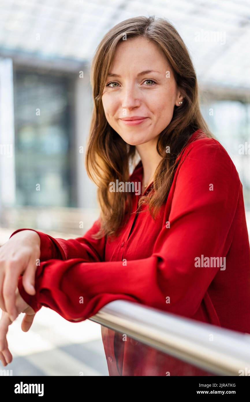 Railing shirt hi-res stock photography and images - Alamy