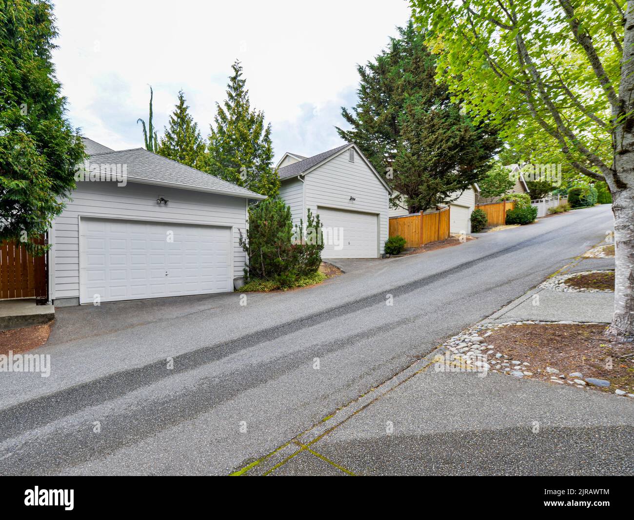 Modern residential back exterior Stock Photo - Alamy