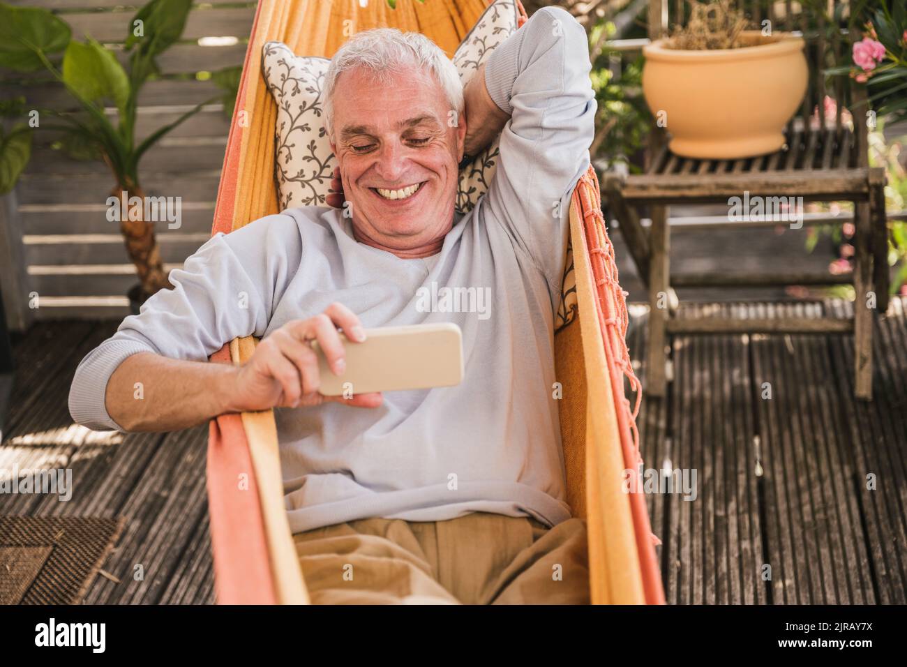 Happy retired hi-res stock photography and images - Alamy