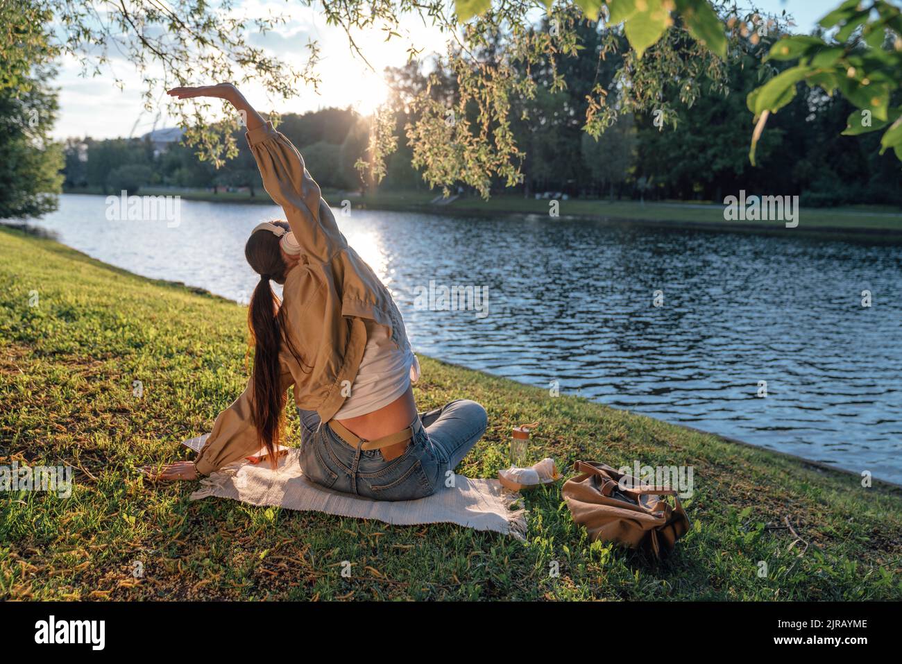 Ground stretching hi-res stock photography and images - Alamy