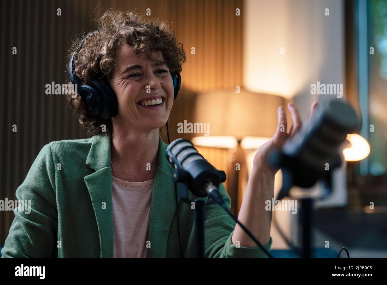 Radio headset hi-res stock photography and images - Alamy