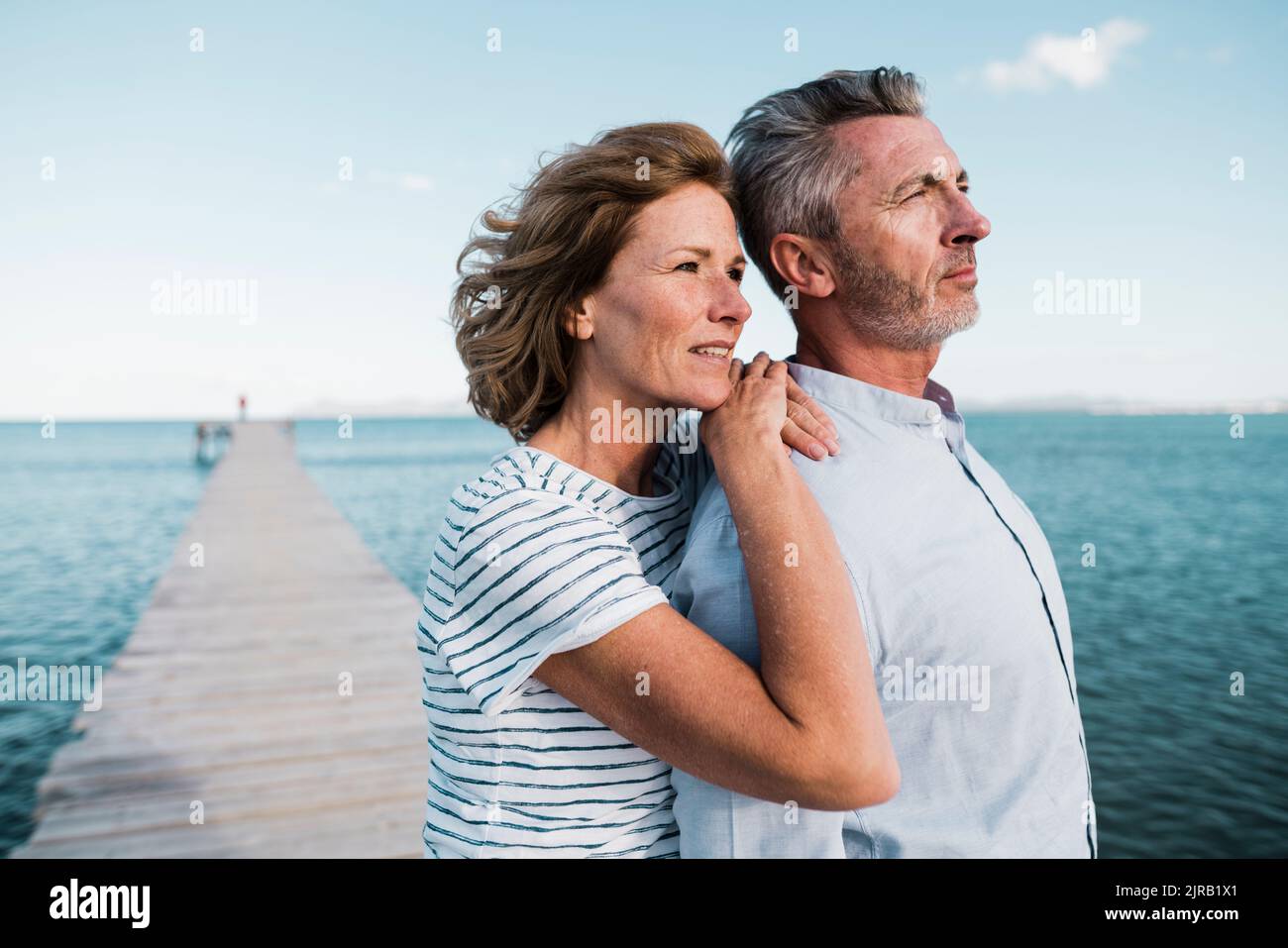 Hands to shoulder hi-res stock photography and images - Alamy