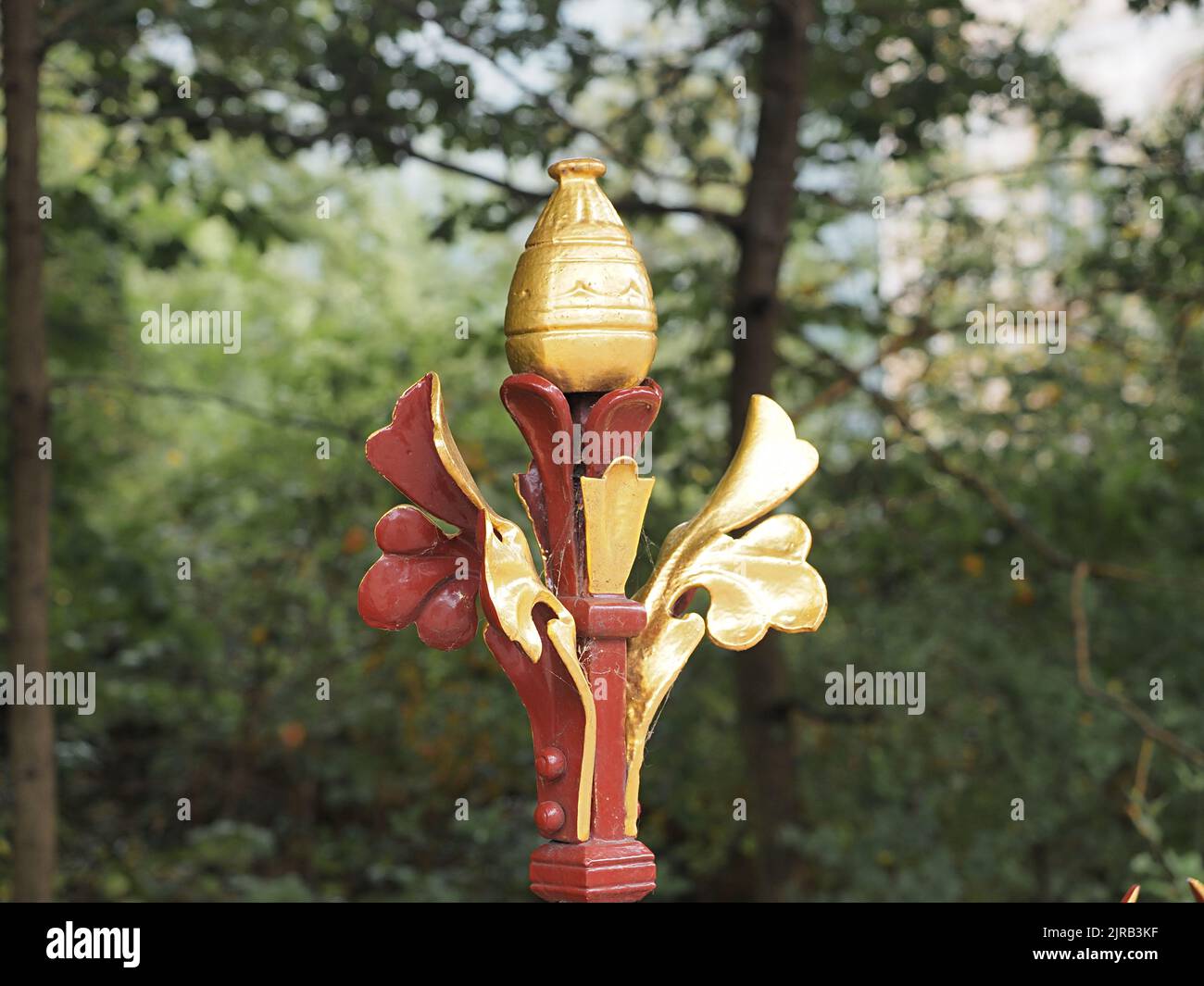 Gold Acorn Balustrade at Natural History Museum Stock Photo - Alamy