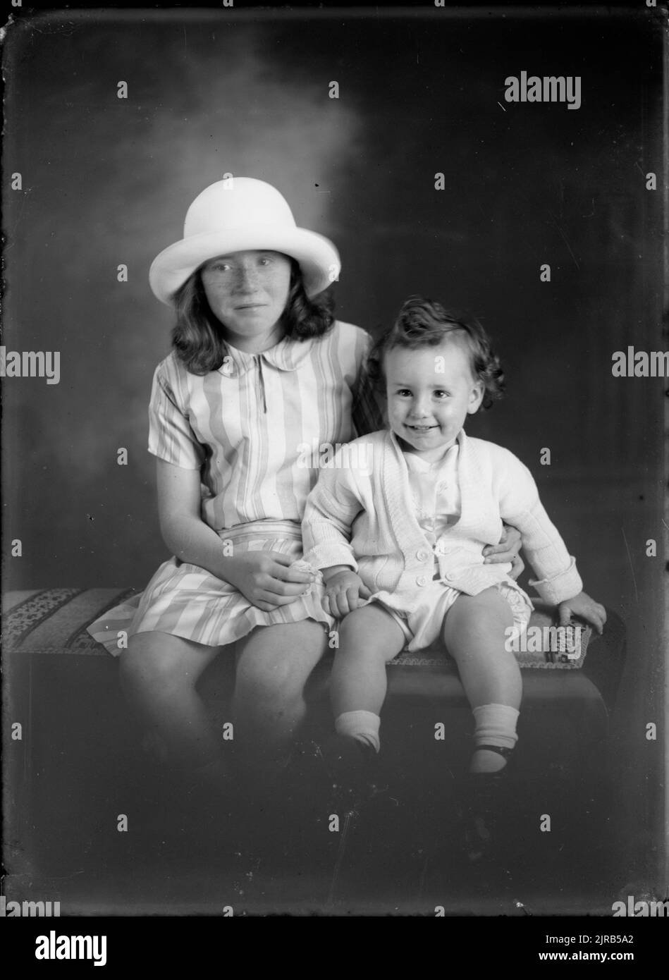 Two children, circa 1920, Wellington, by Berry & Co Stock Photo - Alamy