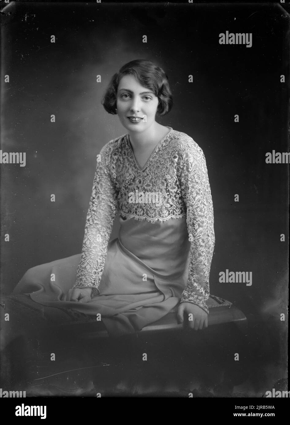 Miss Davey 6x8 1/2 doz PC, circa 1920, Wellington, by Berry & Co Stock ...