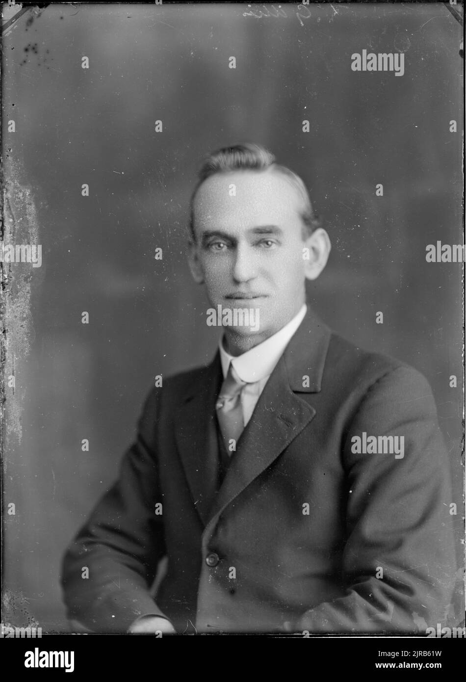 L Gillis, circa 1920, Wellington, by Berry & Co Stock Photo - Alamy