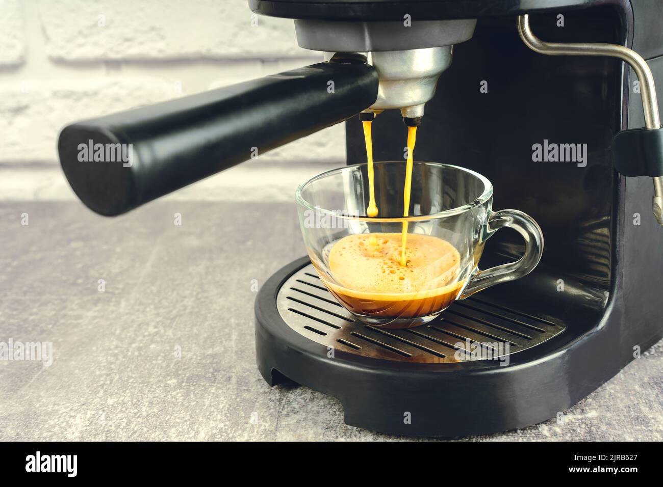 Grating cup hi-res stock photography and images - Alamy
