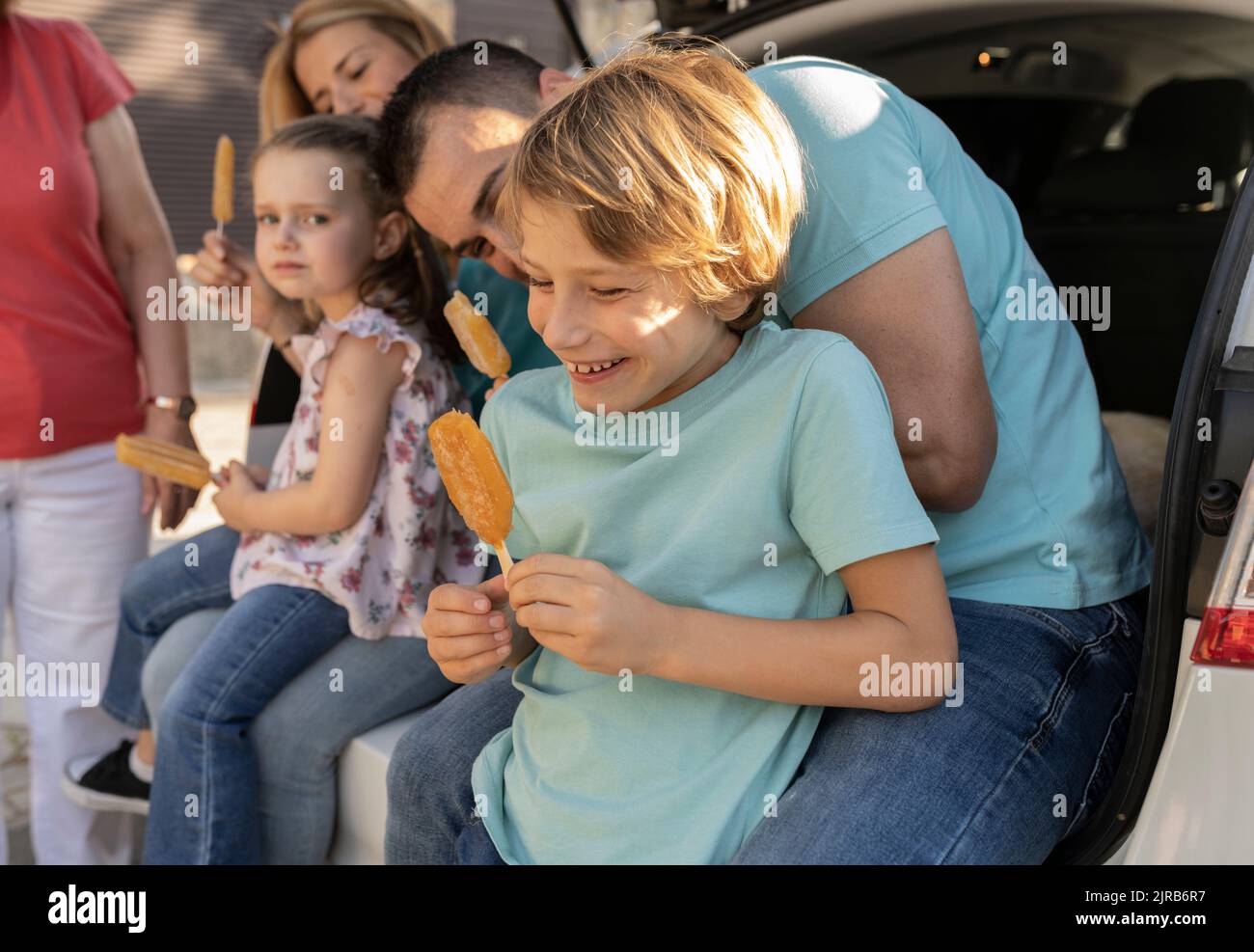 Pop 2 image hi-res stock photography and images - Alamy