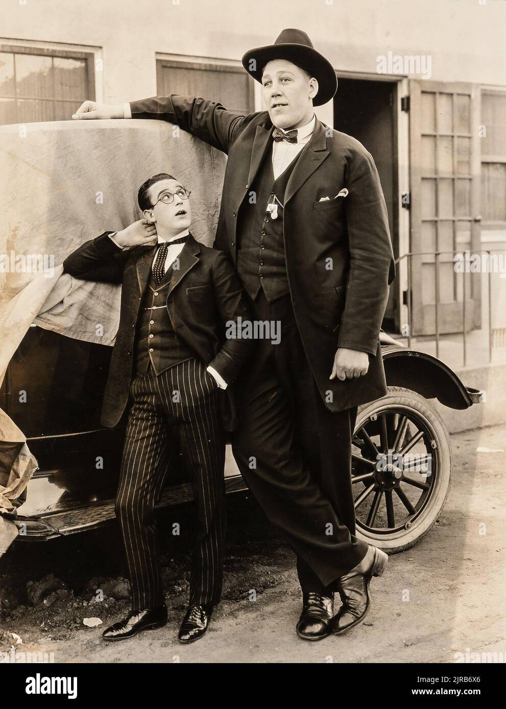 Vintage photo - Harold Lloyd and John Aasen in Why Worry (Pathe, 1923 ...