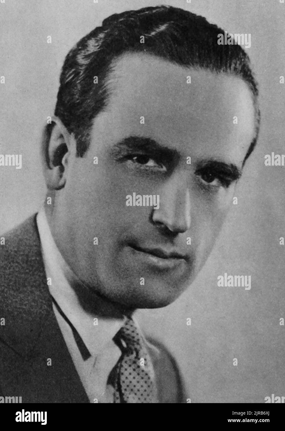 Comedian harold lloyd hi-res stock photography and images - Alamy