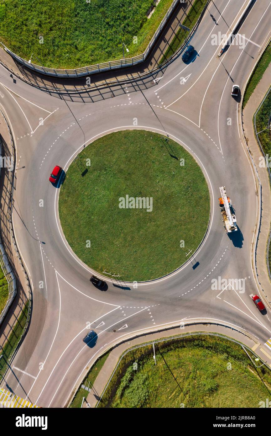 Overhead view of roundabout hi-res stock photography and images - Alamy